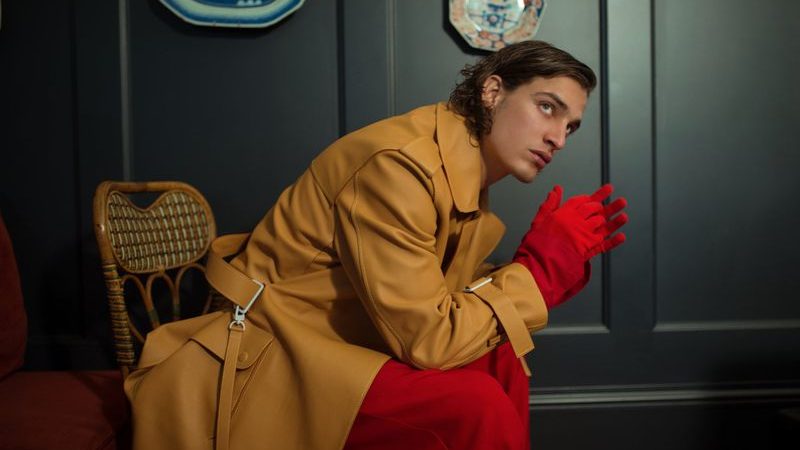 JONATHAN BELLINI: Home Alone - Fashionably Male