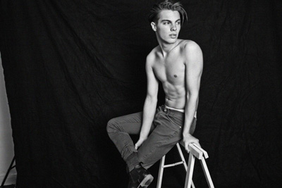 Adrian Wegner by Julian Niznik - Fashionably Male