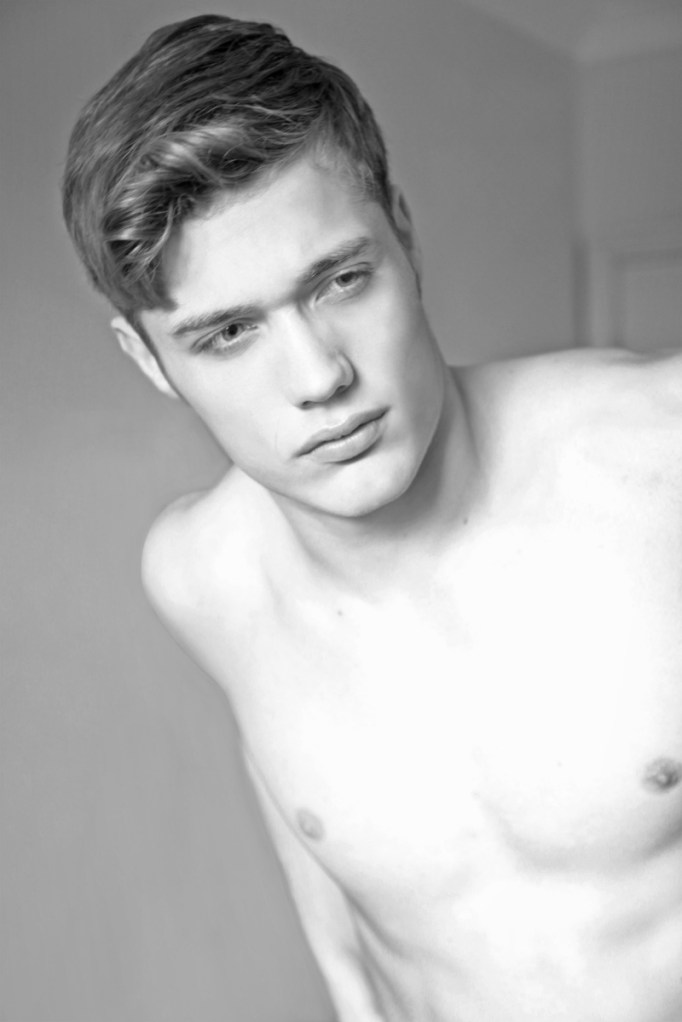 Steven Chevrin by Diago Mariotta Mendez - Fashionably Male