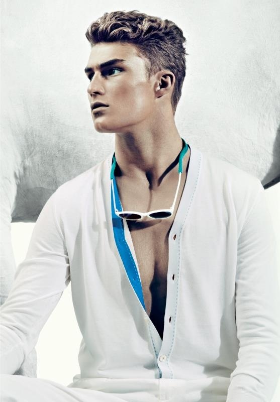 Harry Pulley by Andoni & Arantxa for Svevo Parma - Fashionably Male
