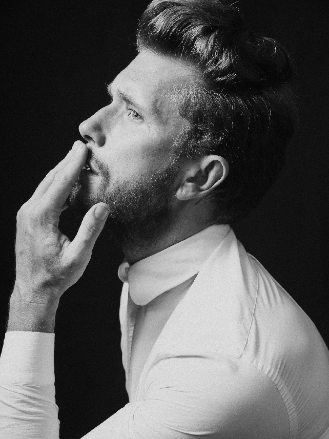 Jesse Carter by Sean P. Watters - Fashionably Male