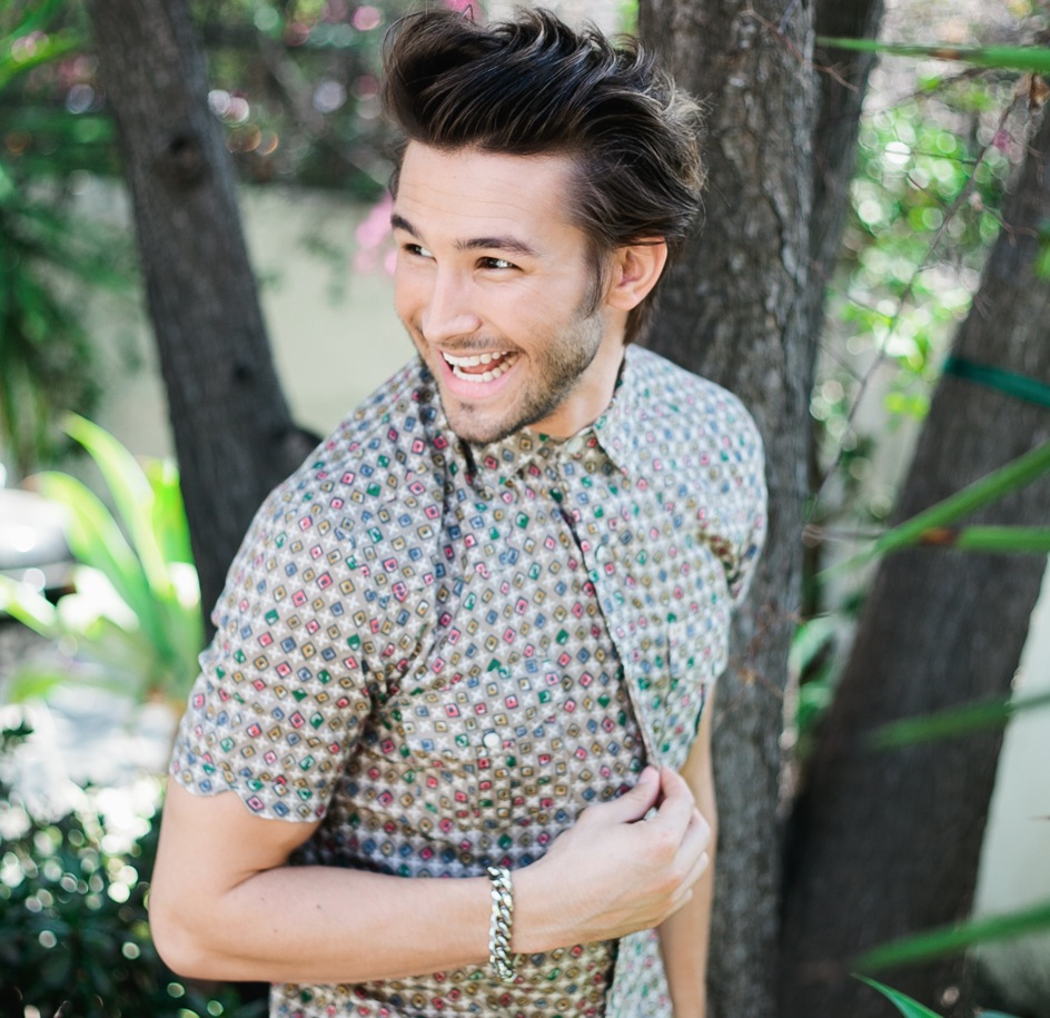 David John Craig by Gabriel Gastelum - Fashionably Male