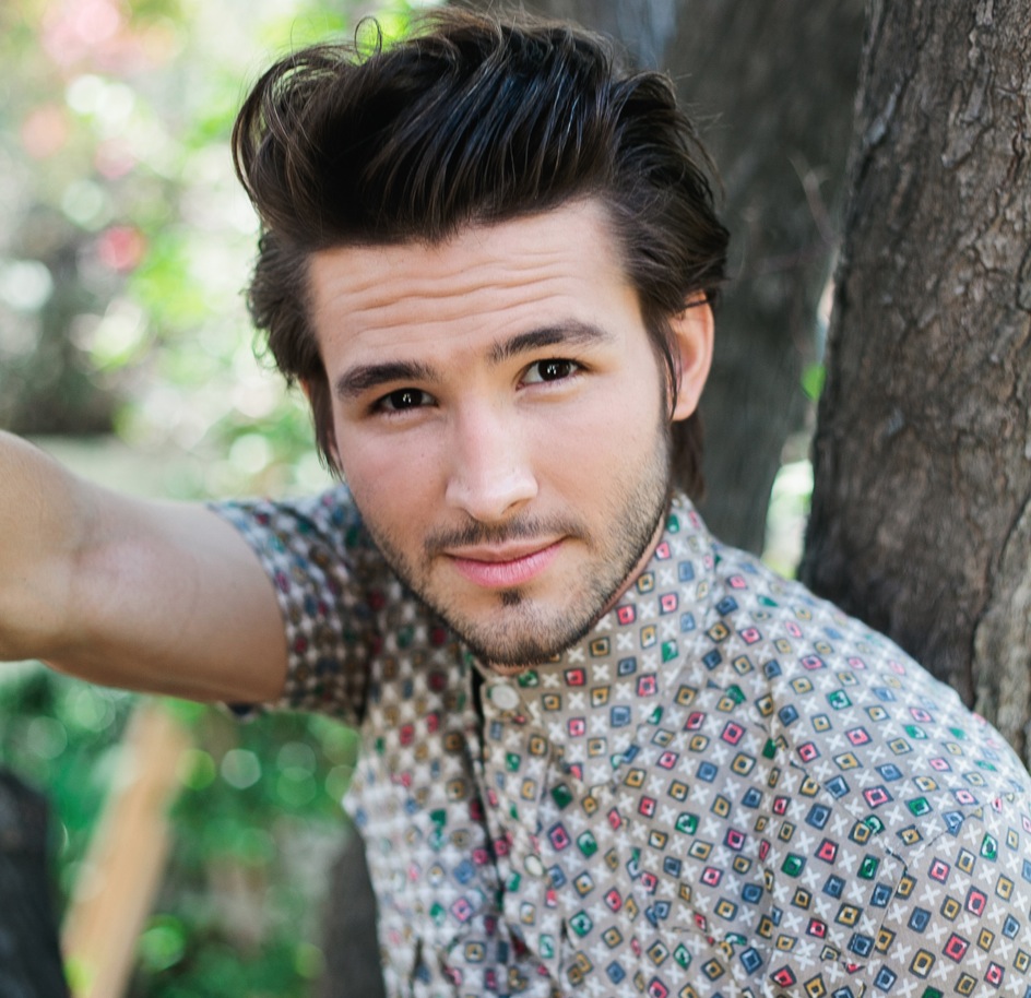 David John Craig by Gabriel Gastelum - Fashionably Male