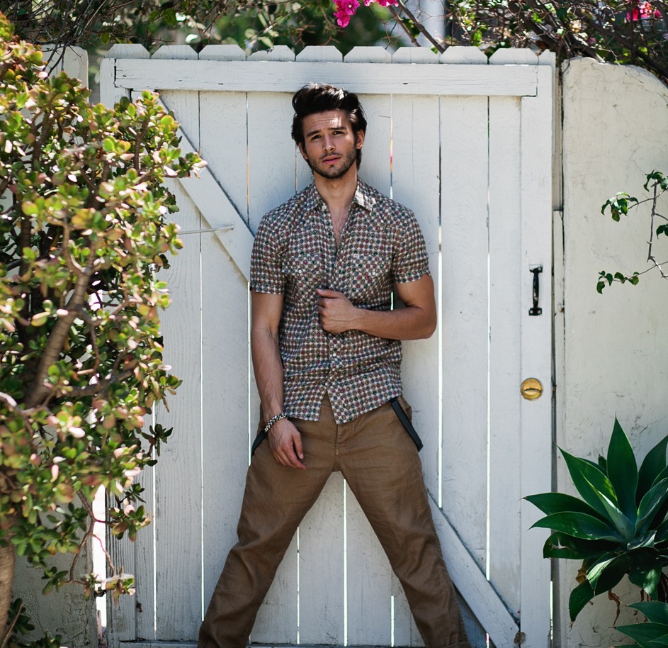 David John Craig by Gabriel Gastelum - Fashionably Male