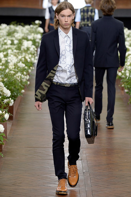 Dior Homme Spring/Summer 2016 Paris - Fashionably Male