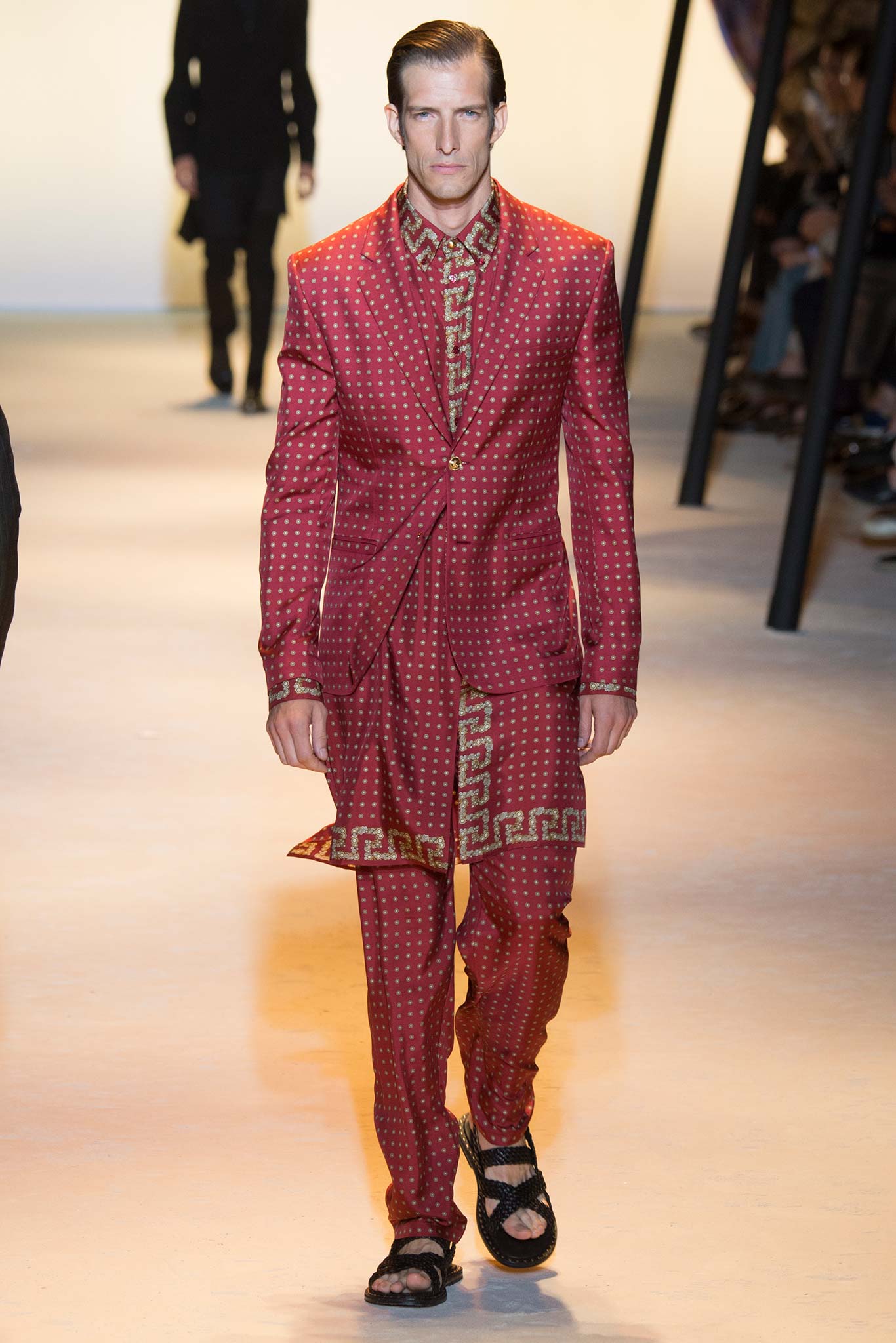 Versace Spring/Summer 2016 Milan - Fashionably Male