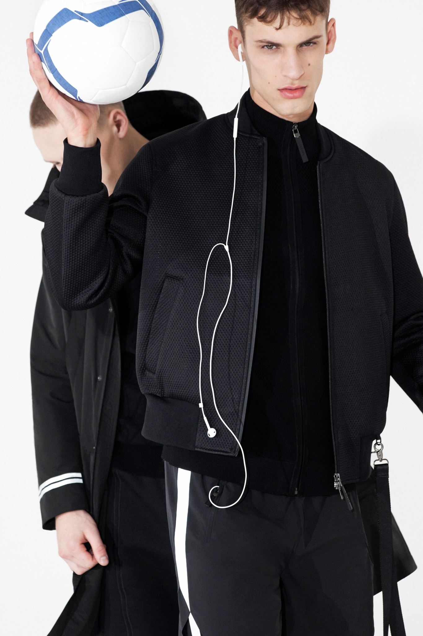 Neil Barrett unveils sportswear - BLACKBARRETT Fall/Winter 2017 ...