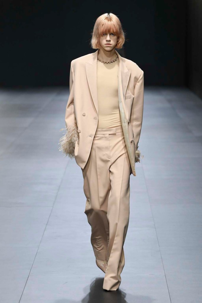 Valentino Men's RTW Spring 2023 Paris - Fashionably Male