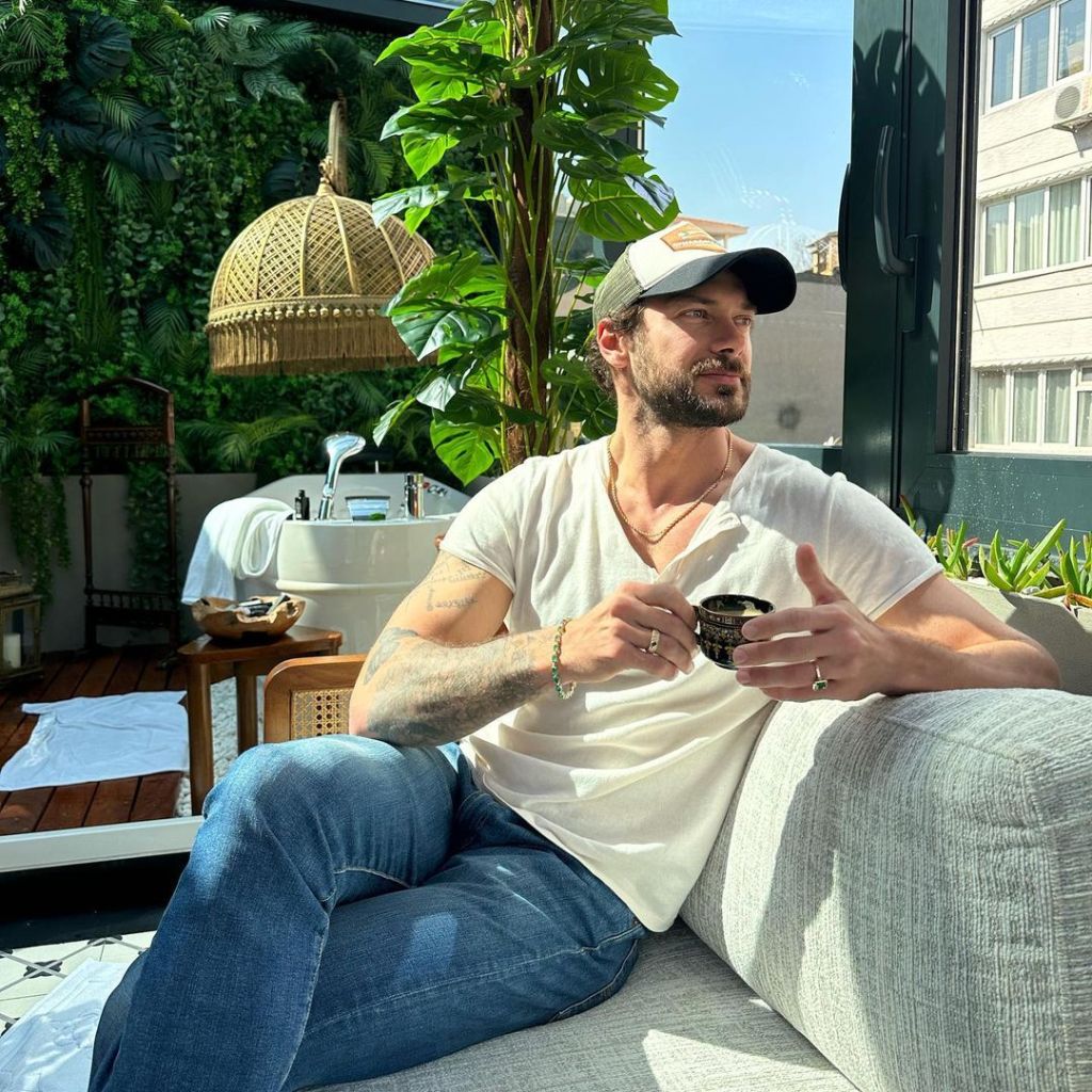 How this Male Model promotes a fancy Hotel in Europe - Fashionably Male