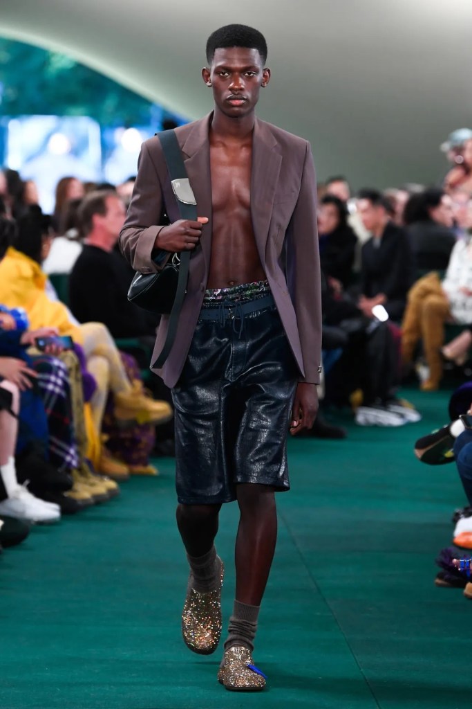 Burberry Menswear RTW Spring 2024 London - Fashionably Male