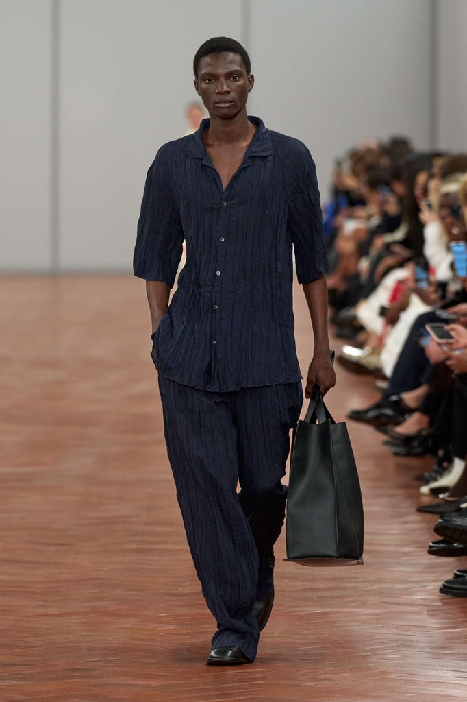 COS Spring 2024 Collection Embraces Duality in Historic Rome ...