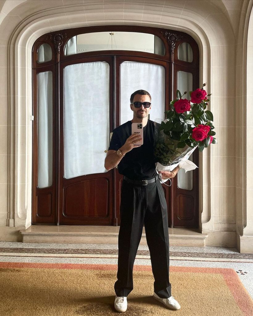 Floral Flourish: Embracing Botanical Elegance in Men's Fashion ...