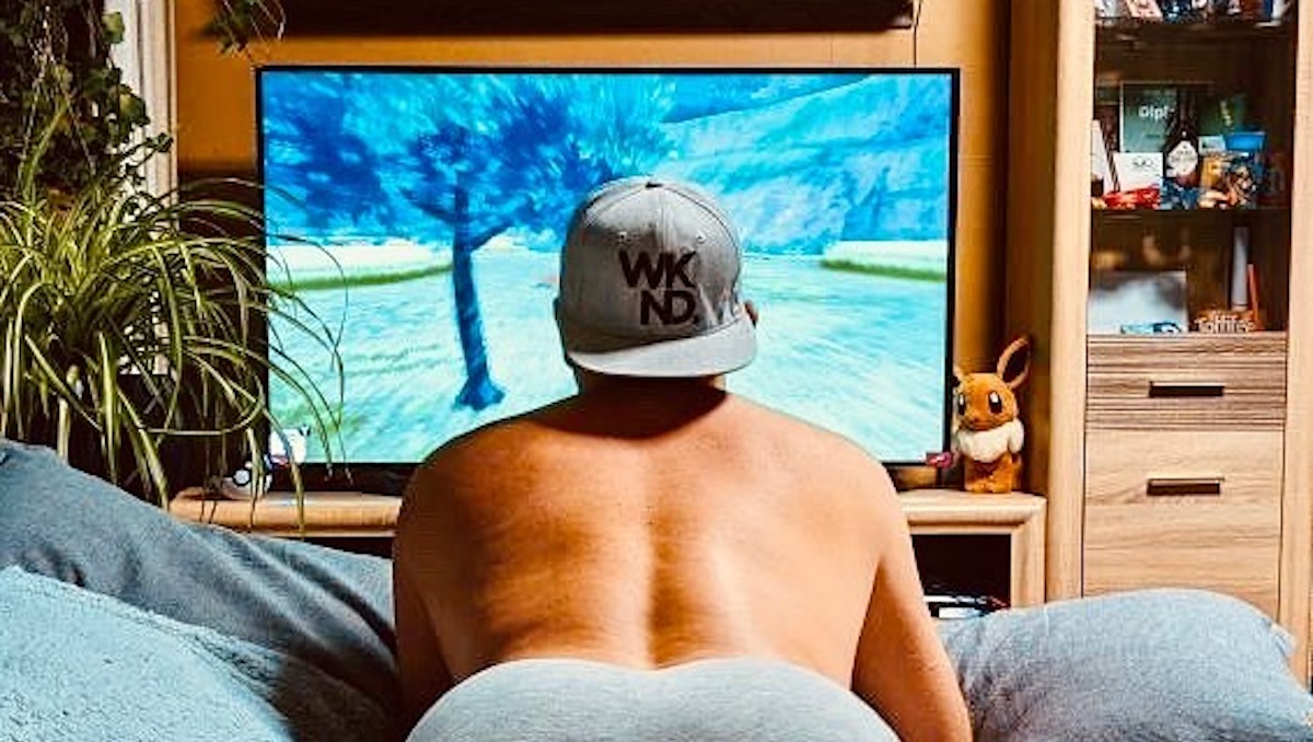 Rules for Choosing Clothing for Streaming: What to Consider ...