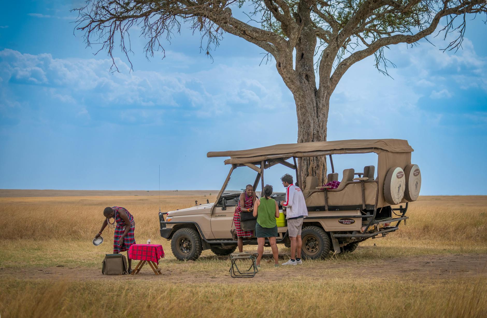 The Tour Guide Will Be Your Best Friend on Your Safari Trip - Make Sure ...