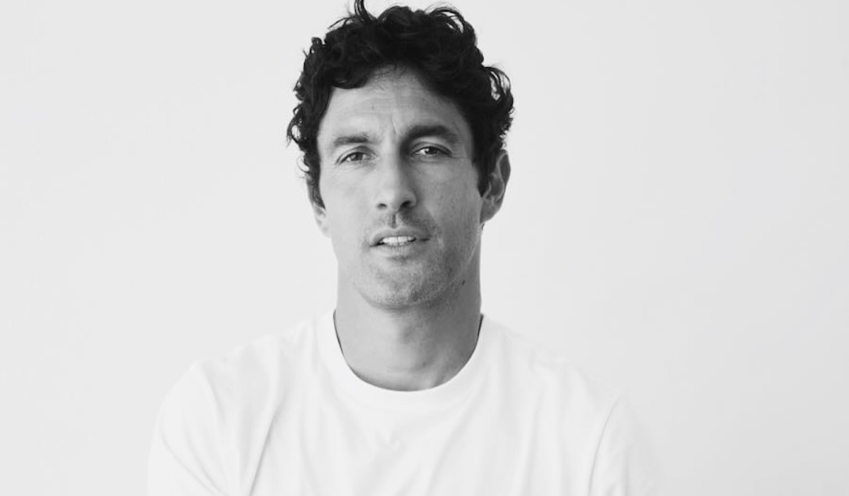 How Can Men Restore Hair Thickness after 40: Tips to Consider ...